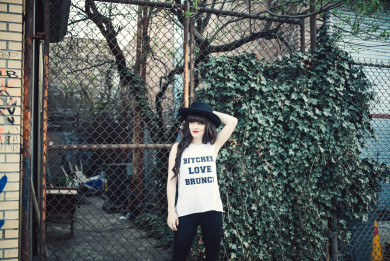 It's true, they love it. - Jag Lever - I Live