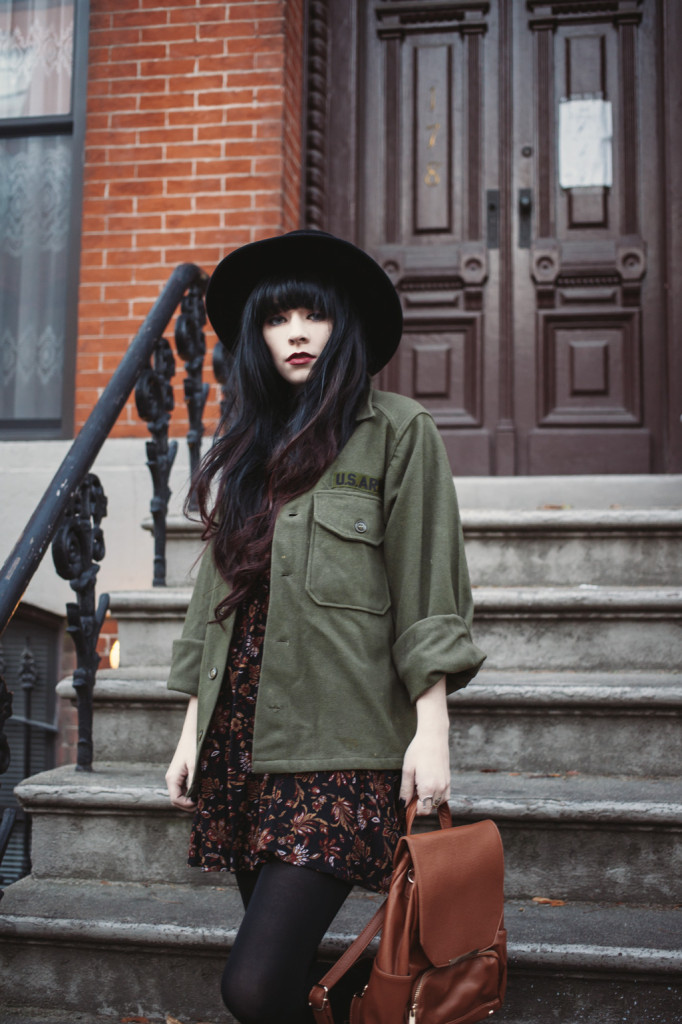 Surplus. - Jag Lever - I Live