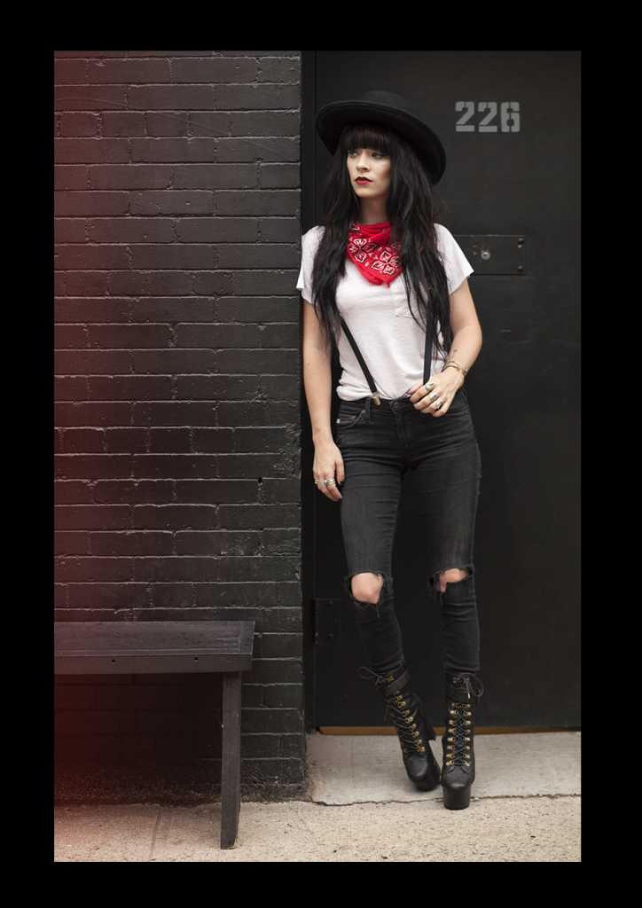 Rough. - Jag Lever - I Live